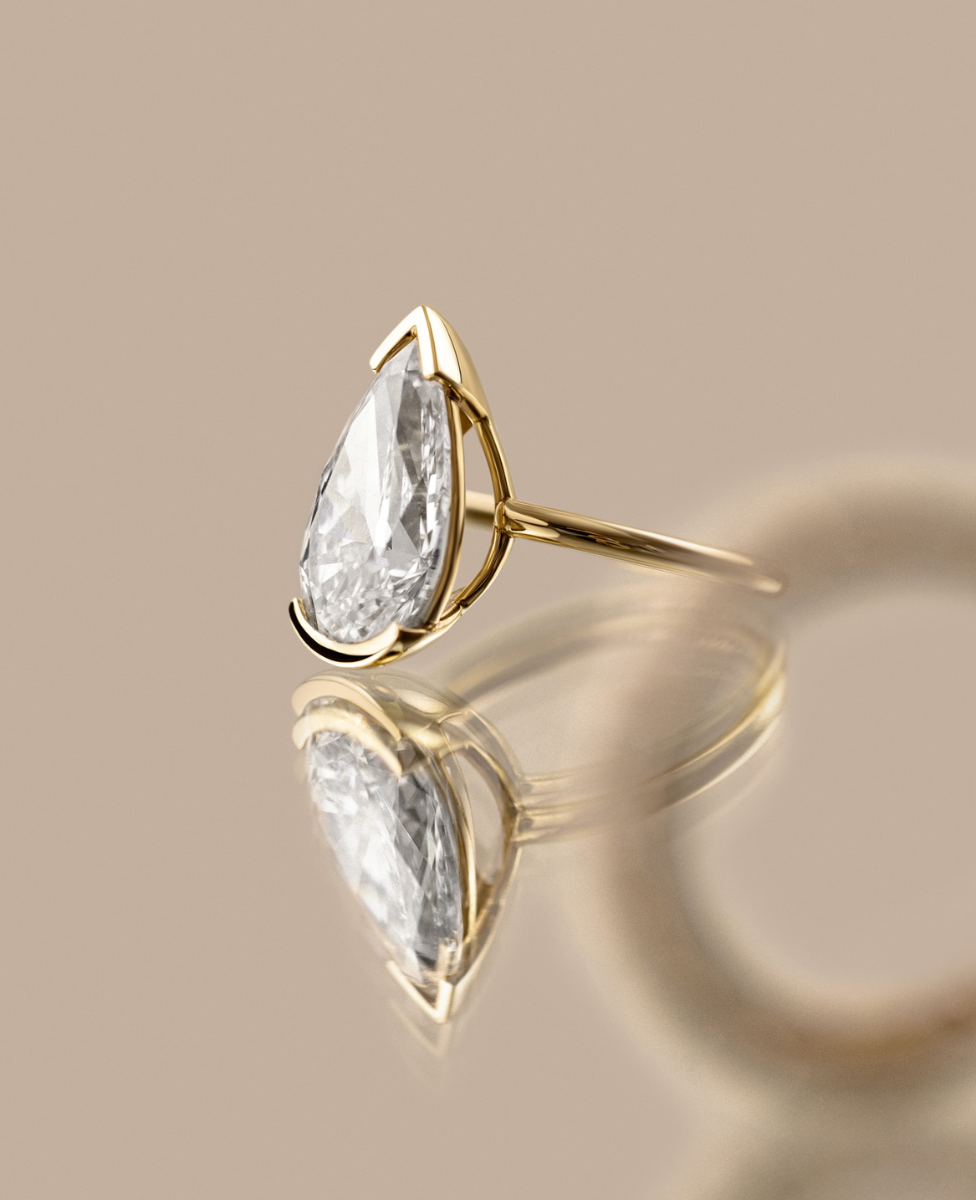 How to Buy an Engagement Ring in 5 Easy Steps | GOODSTONE