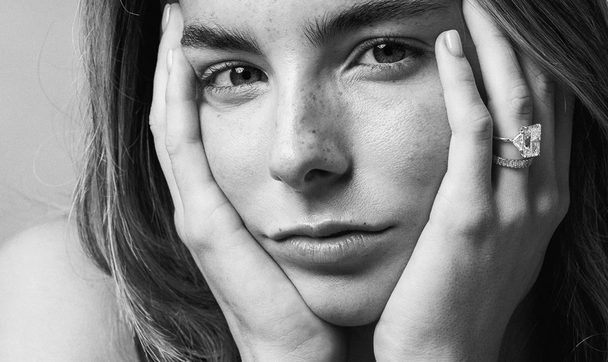 Club East West Emerald Beaded Chain Pendant | GoodStone